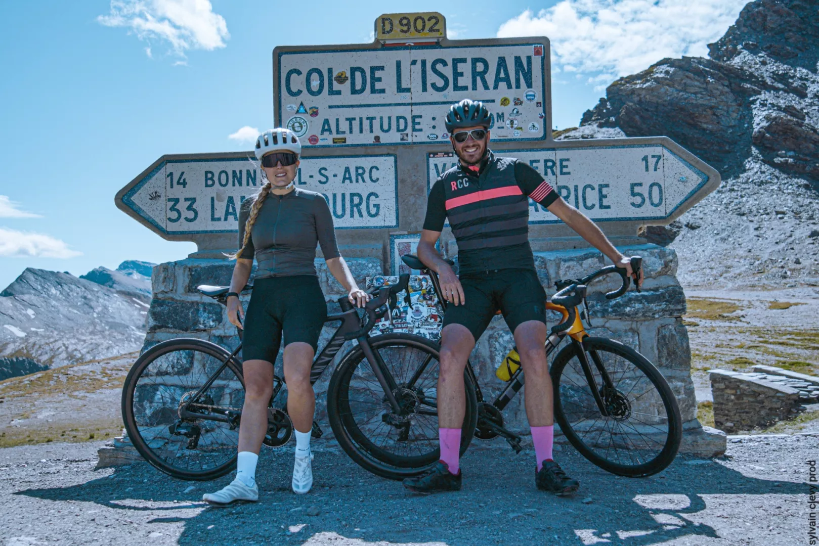 Val d'Isère: village at the foot of the legendary Col de l'Iseran ...